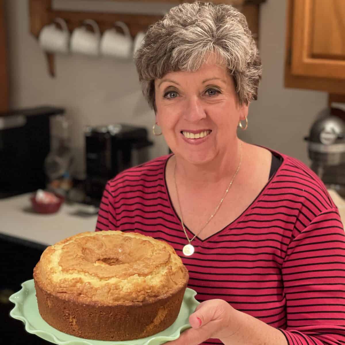 Whipping Cream Pound Cake - Dinner in 321
