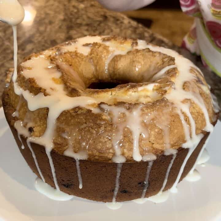 Lemon Blueberry Pound Cake - Dinner in 321