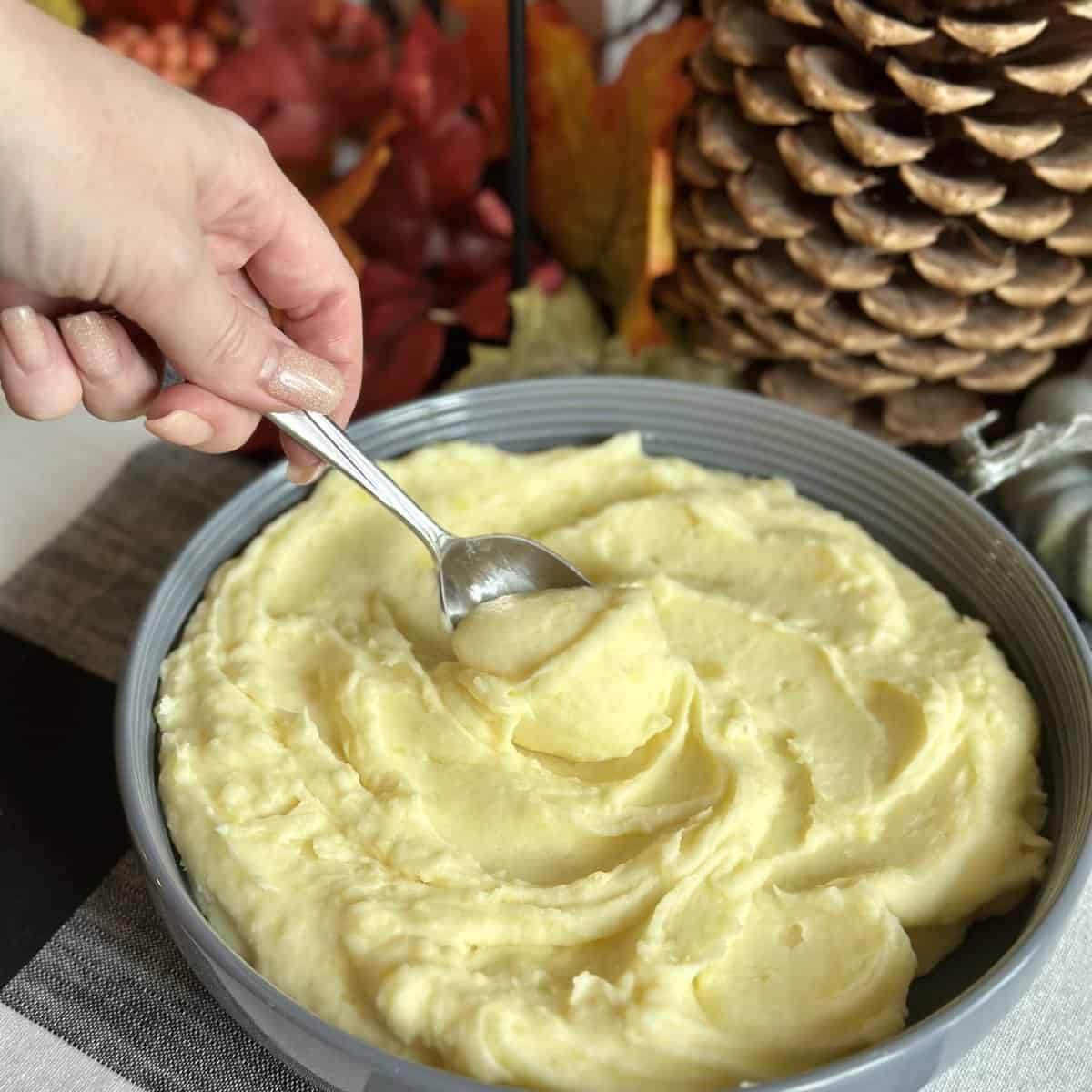 Whipped Mashed Potatoes - Dinner in 321